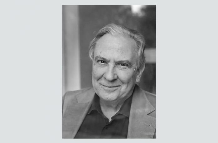 Știri: Moment omagial Valentin Plătăreanu (13 mai 2019, București ...